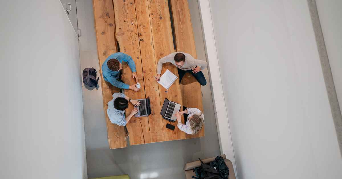 Contact PPLE College - PPLE - University of Amsterdam